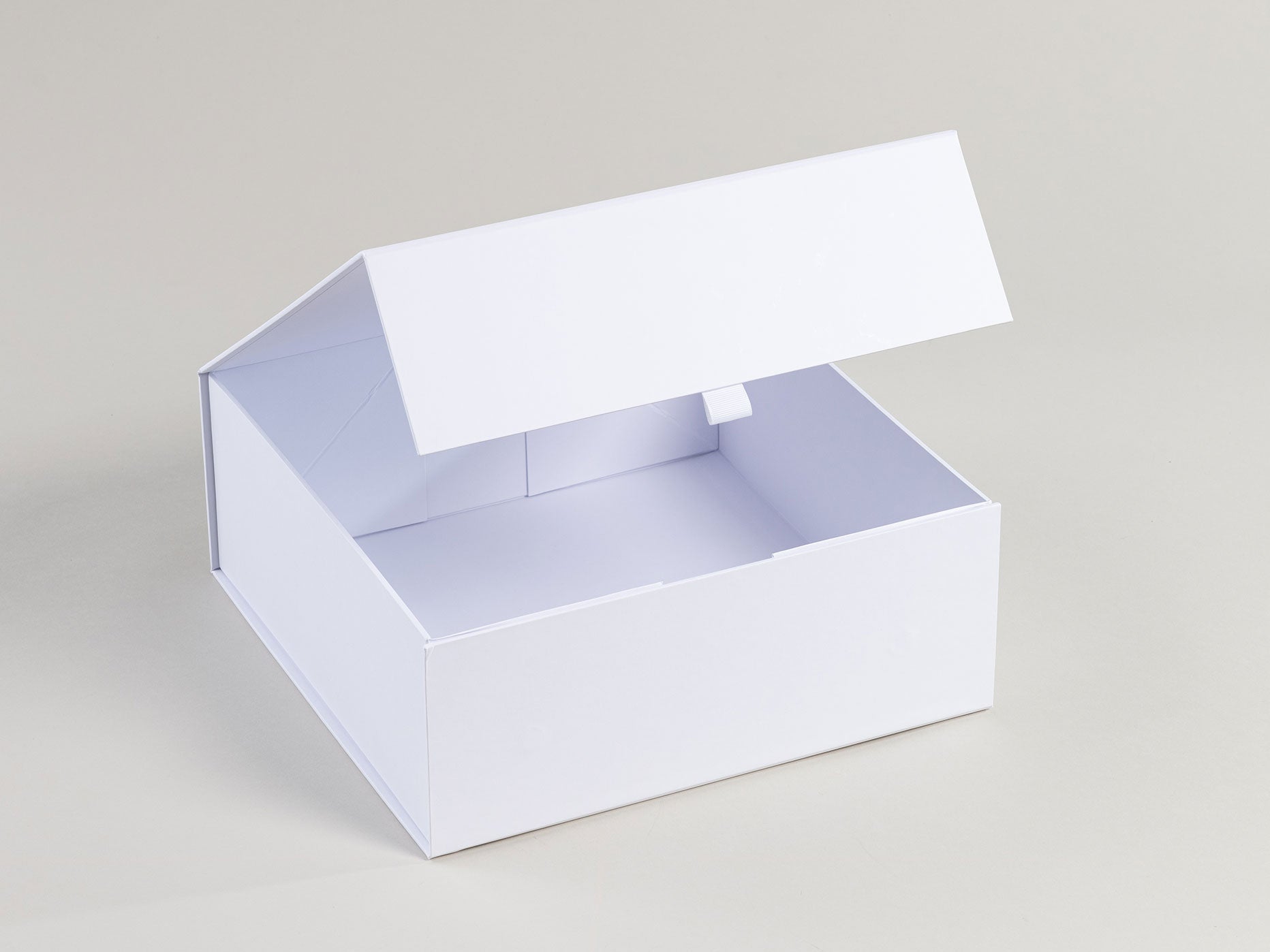 Medium Hamper Box Soft Touch White – Pack of 10 – The Box Office