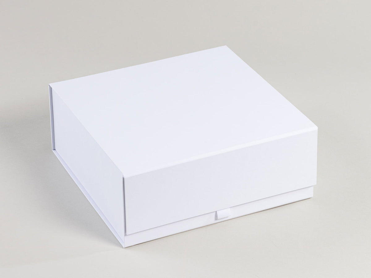 Medium Hamper Box Soft Touch White – Pack of 10 – The Box Office